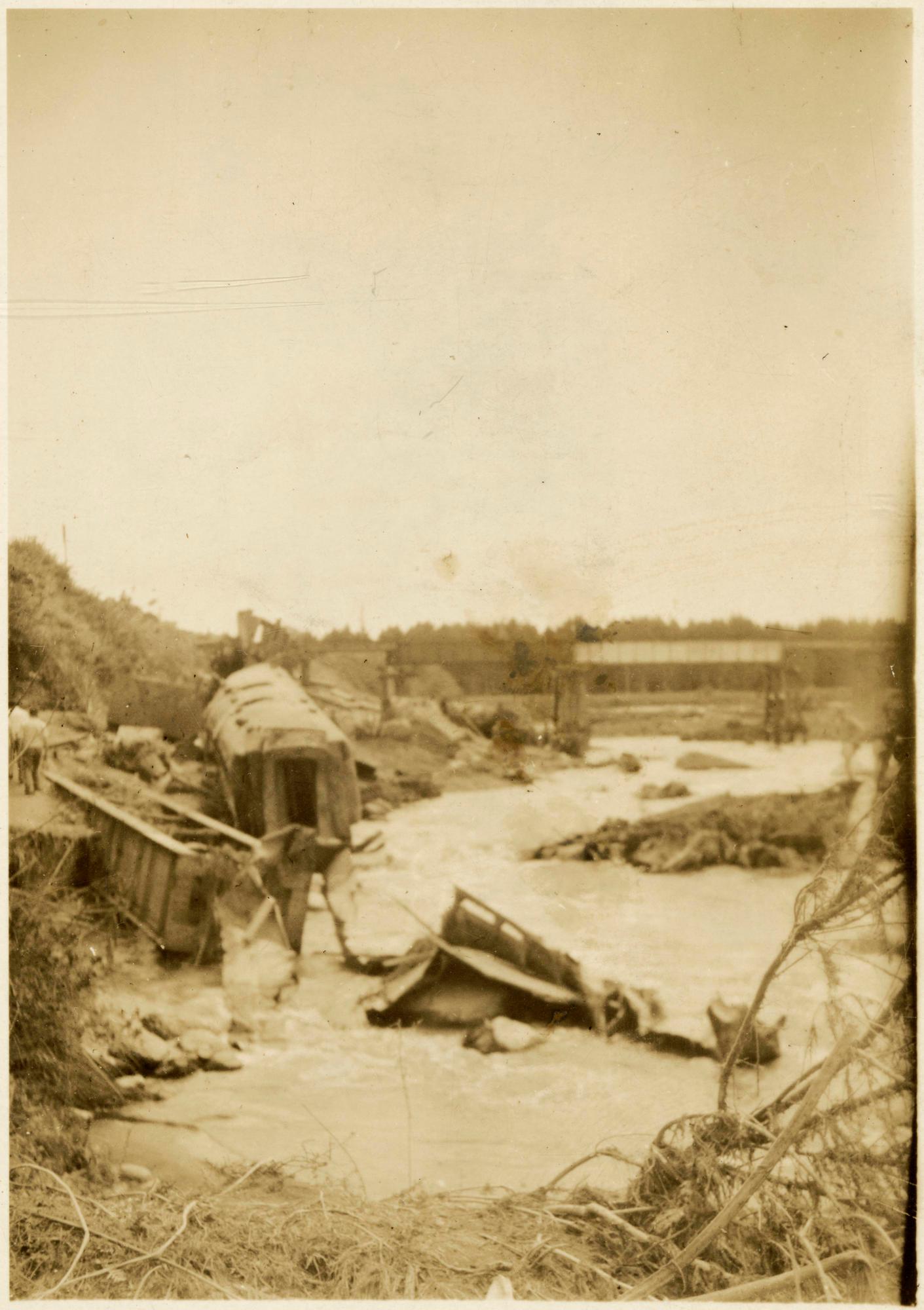 Print, Photographic, Tangiwai Railway Disaster - Tauranga Heritage ...