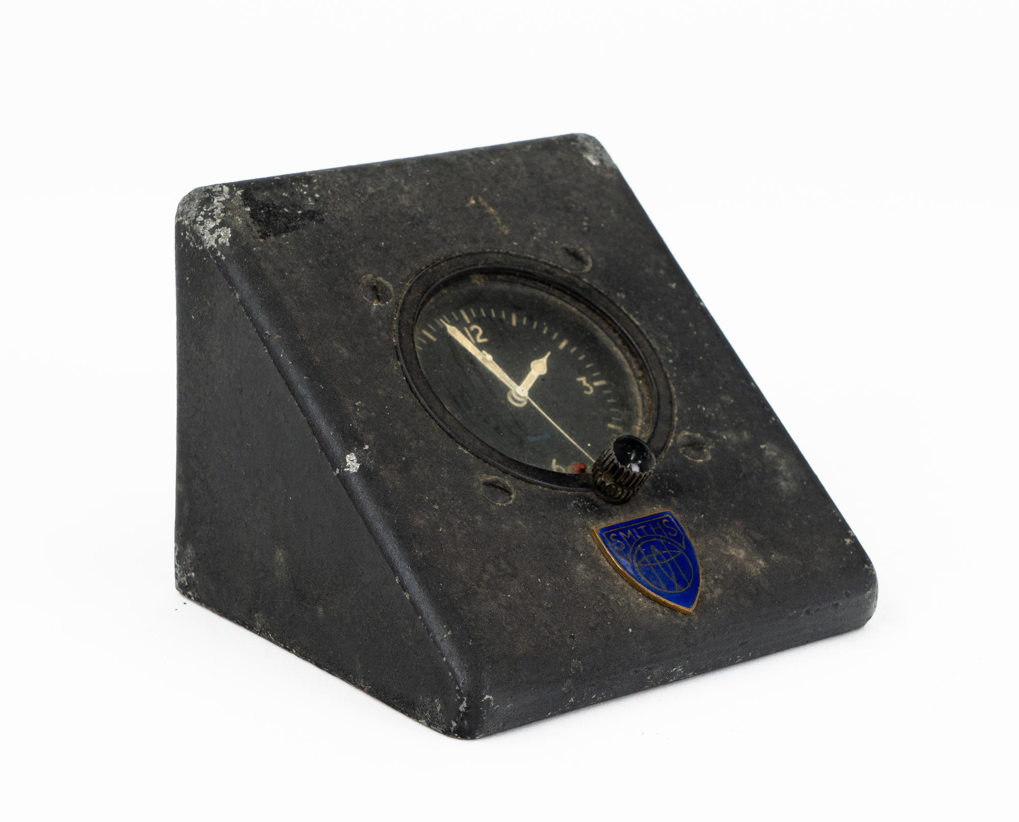 Cockpit clock, WW2 - Tauranga Heritage Collection